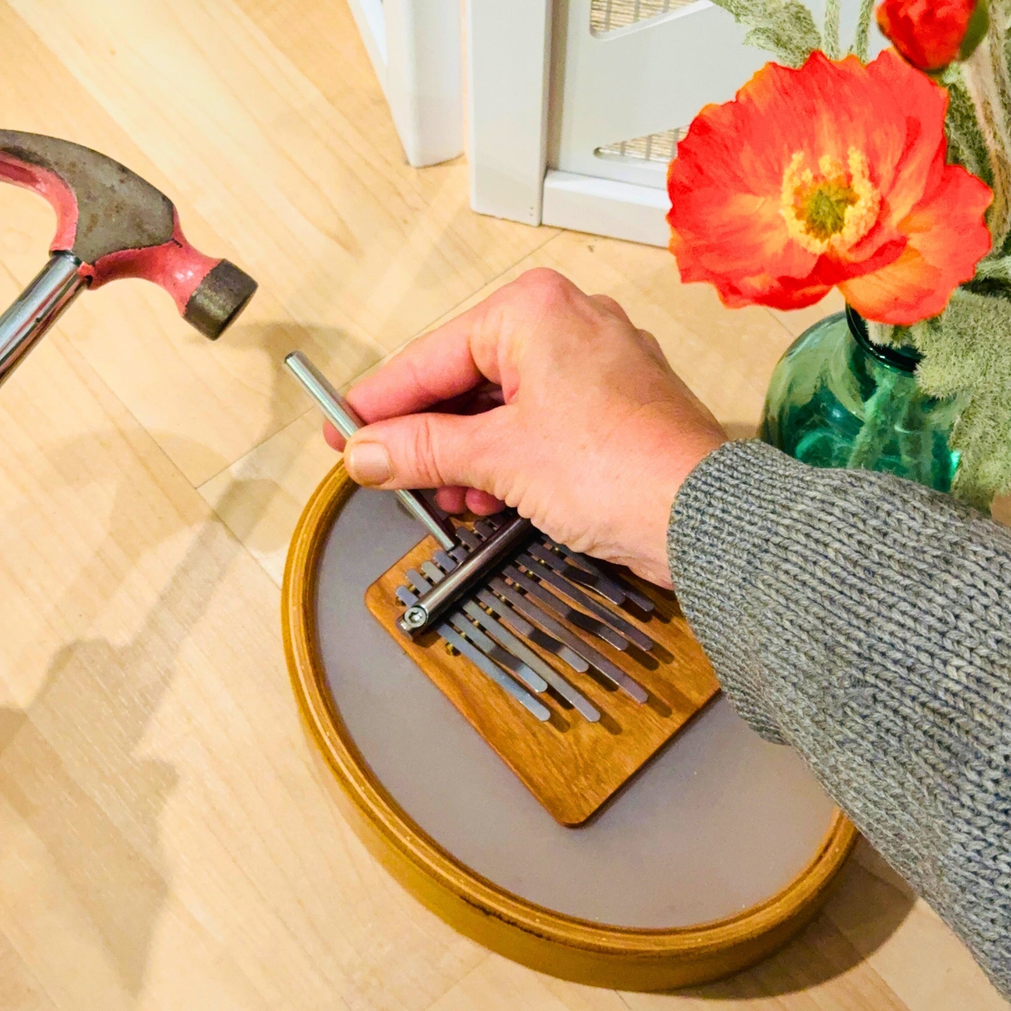 Hokema Kalimbas- How to tune a Kalimba with the Kalimba Tunning Tool ...